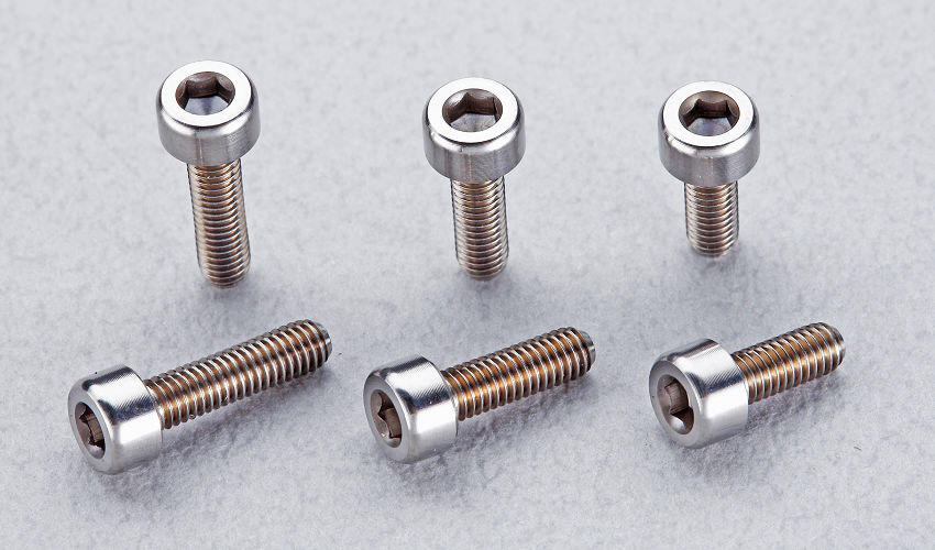 Titanium alloy bolt-M3